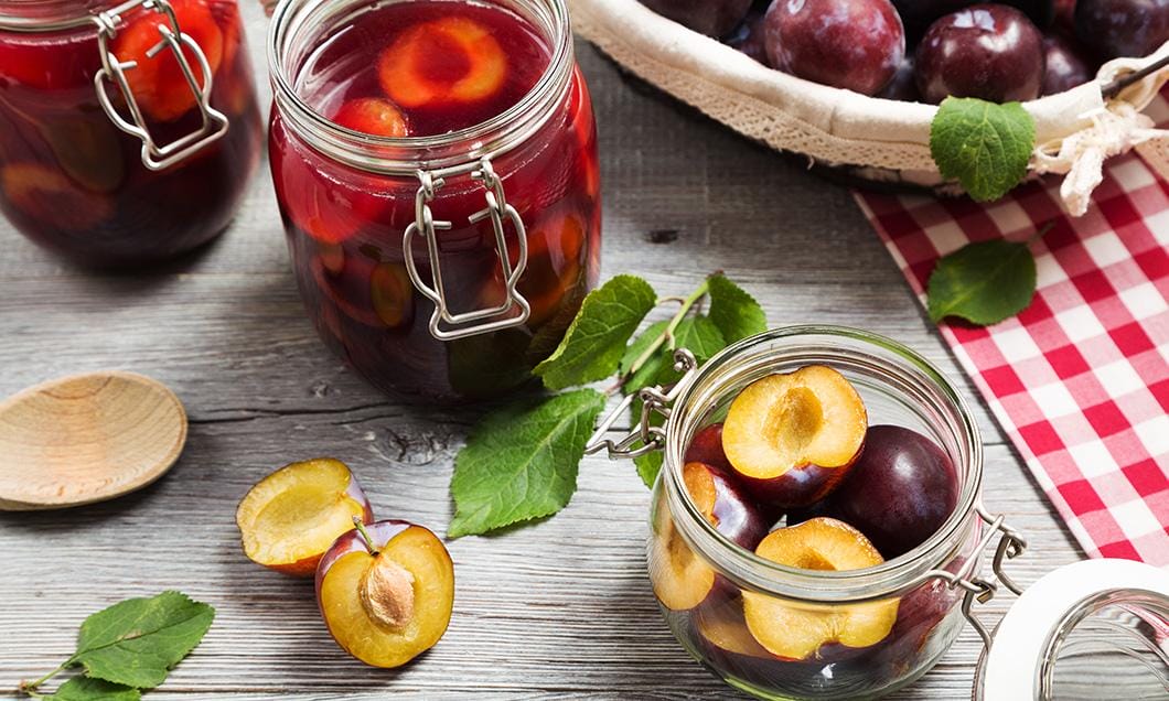 Slivov kompot - Znam.si