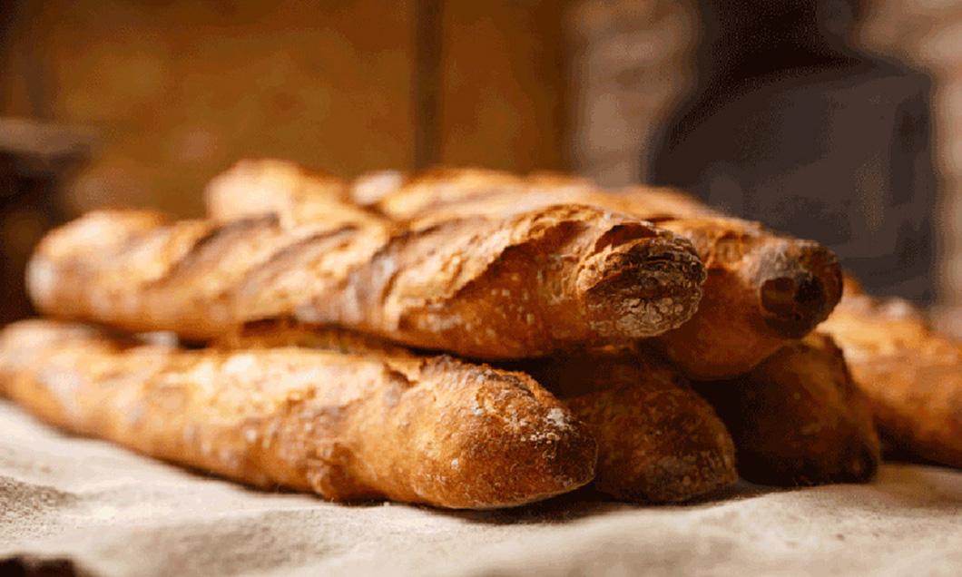 Francoska rustikalna bageta - Znam.si