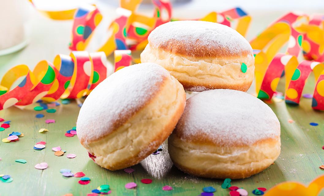 Krofi: popoln recept za mehke, puhaste domače krofe - Znam.si