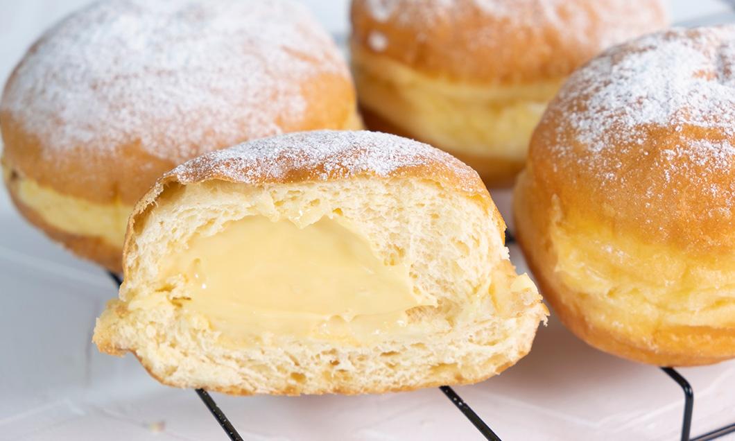 Krofi z vaniljevo kremo - Znam.si