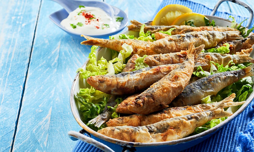 Ocvrte sardele s spominom na morje - Znam.si